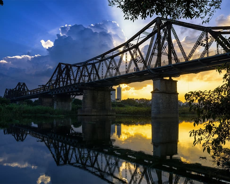 Long Bien Bridge: Exploring Hanoi’s Historic Lifeline Through Time - A BITE